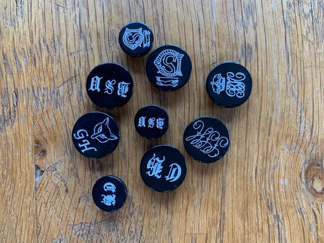 Hunt Buttons - Engraved - The Hunting Stock Market