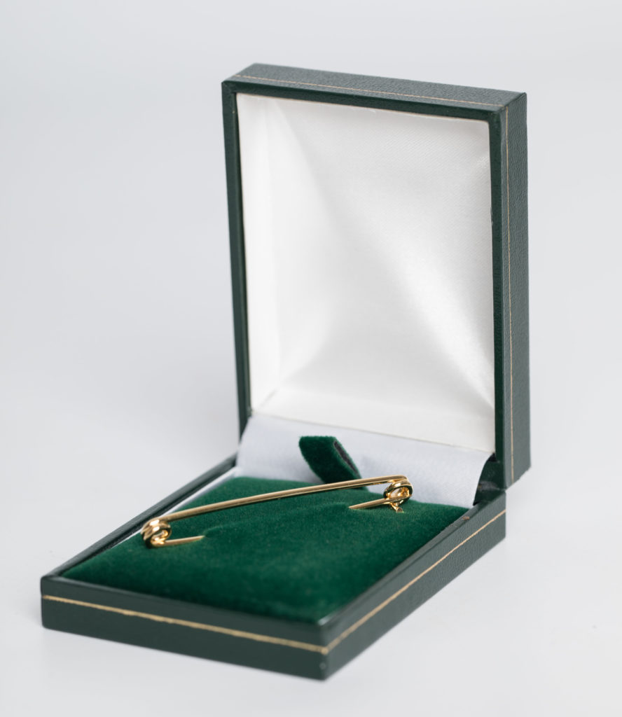 Stock Pin - The Hunting Stock Market